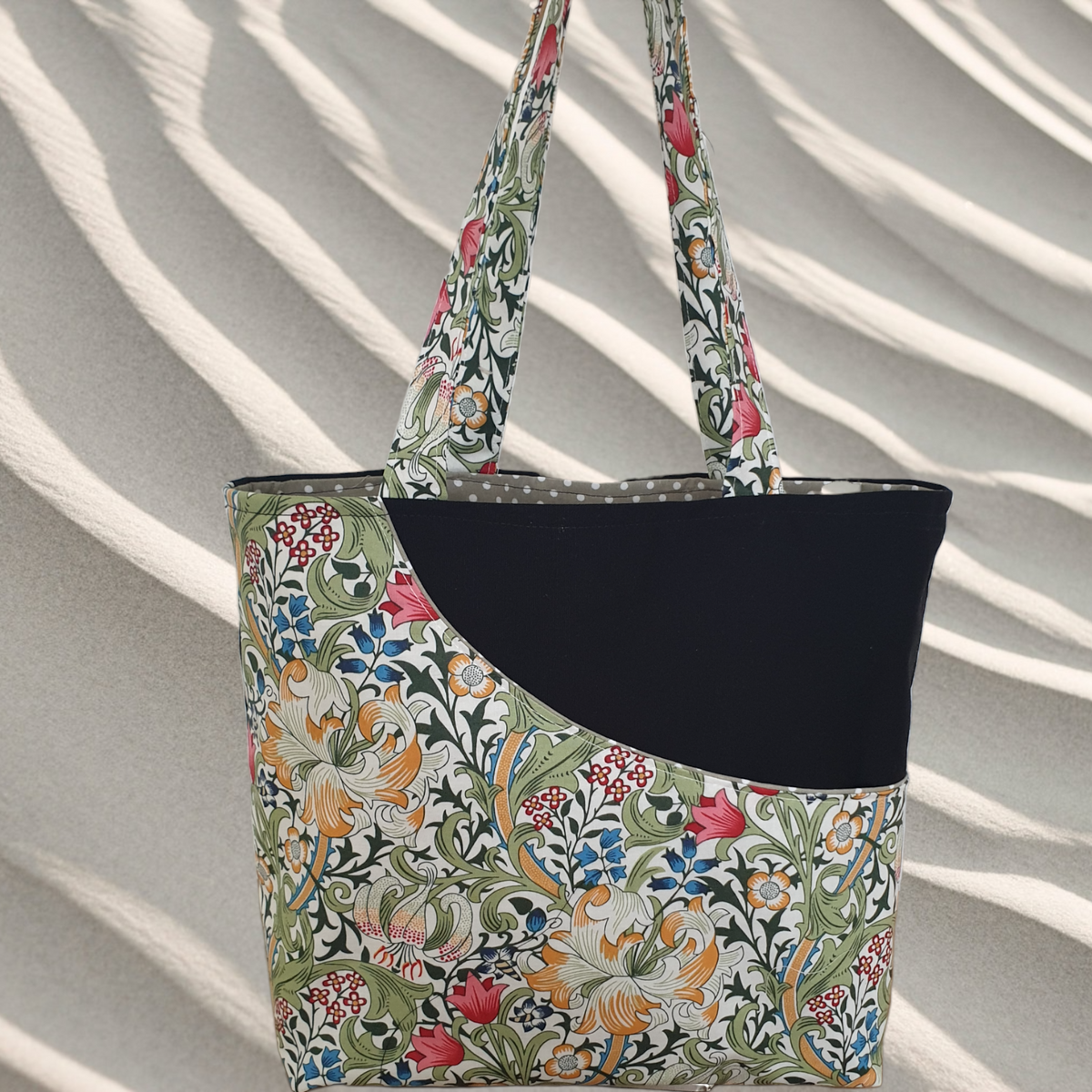 DEBBIE Tote Bag Beginner Sewing Pattern - Easy DIY Fashion – Happy Days ...