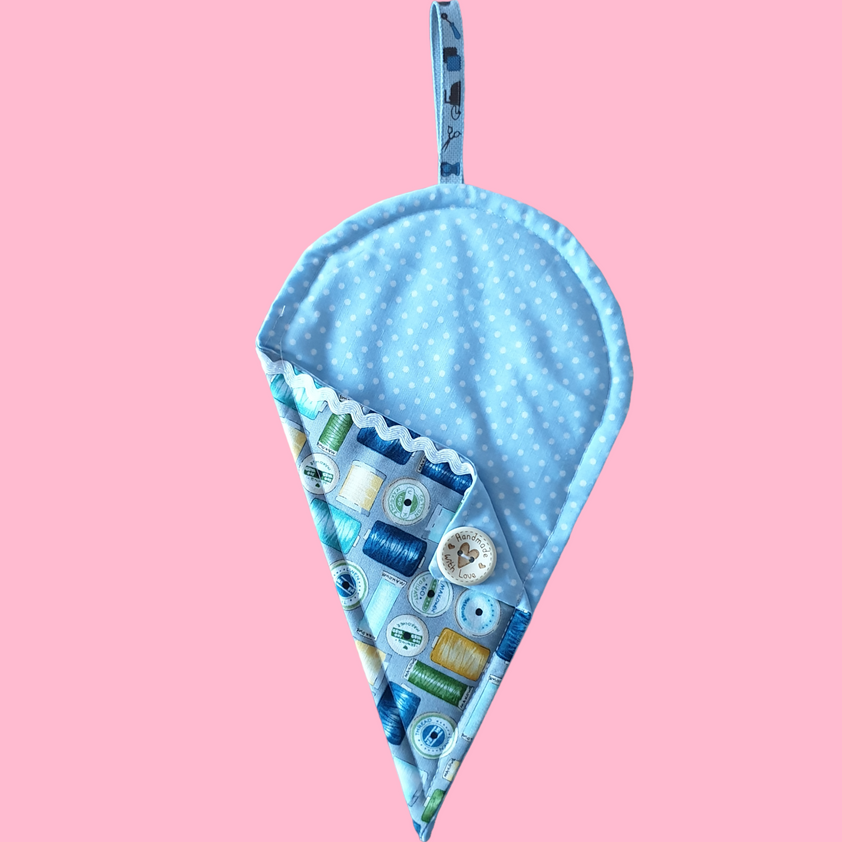 AMBER Scissor Holder Beginner Sewing Pattern | Easy DIY - Happy Days ...