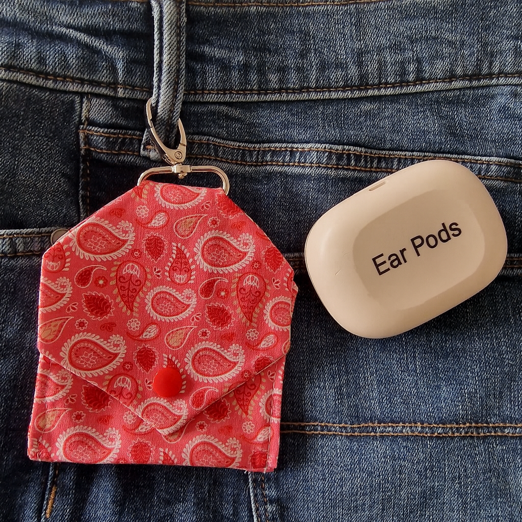 EDEN Ear Pods Pouch Beginner pdf Sewing Pattern – Happy Days Sewing